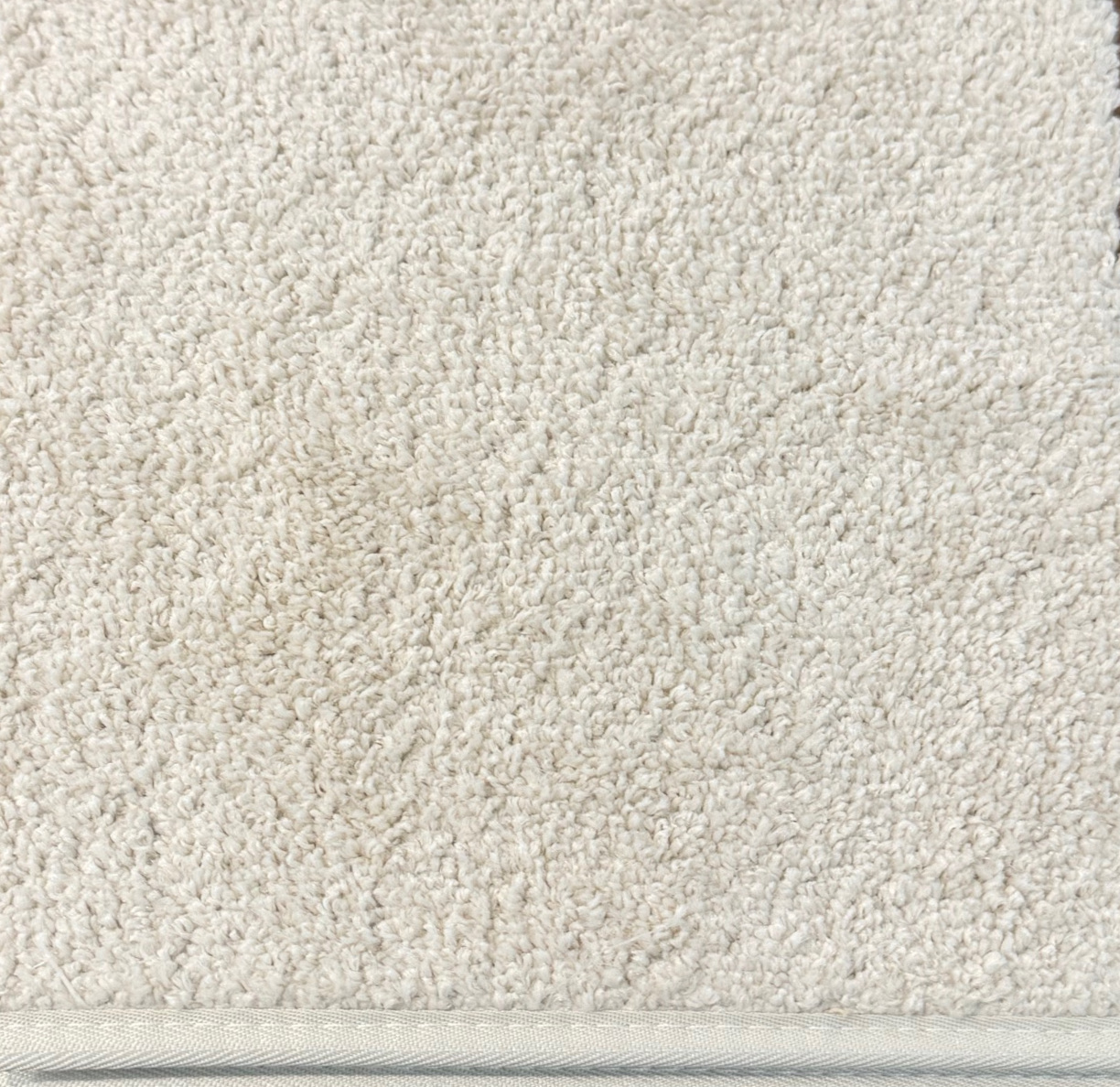 VM Carpet Onni lyhytnukkainen matto - Kallen Kaluste